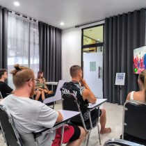 Фильм "Свадьбы, которые играют люди" от RT Documentary - одновременно в Rusich и университете ...